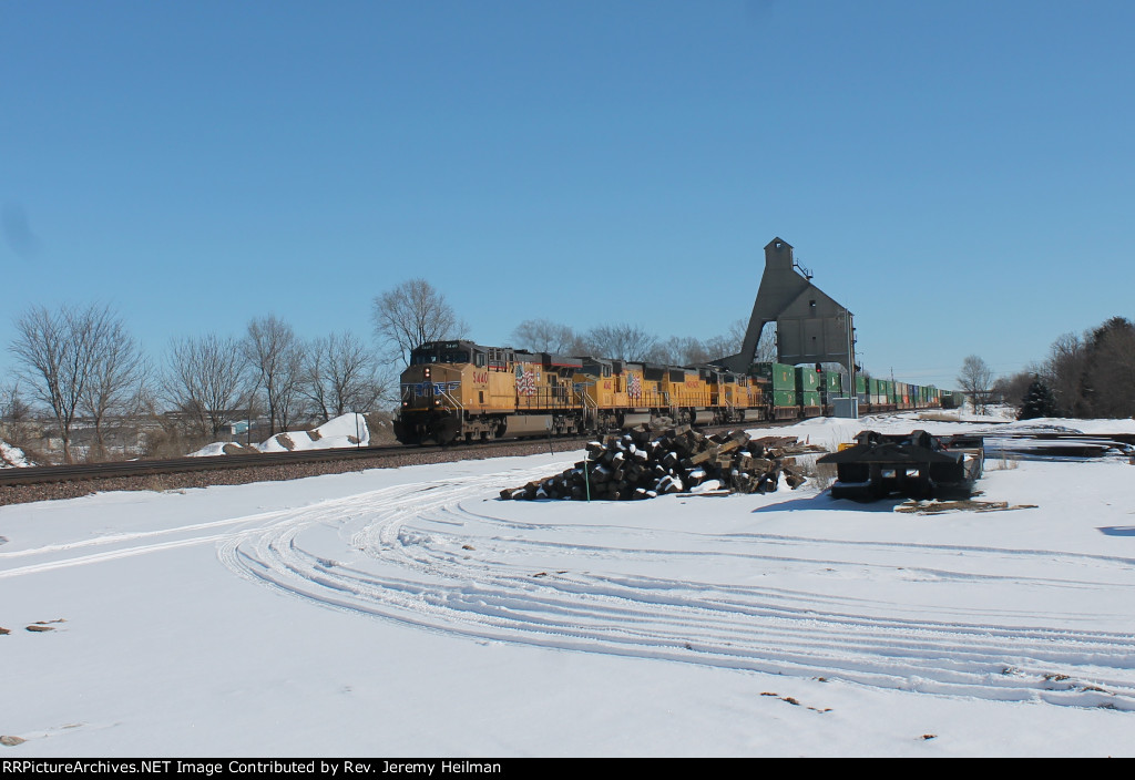 UP 5440 & others (2)